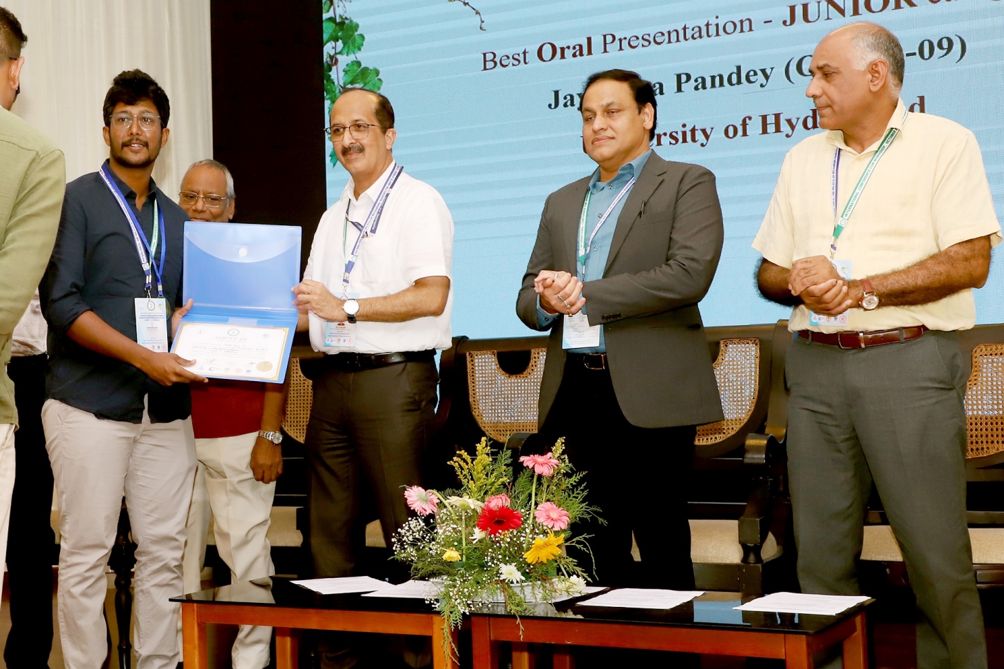 Best poster and oral presentation awards for UoH Scholars